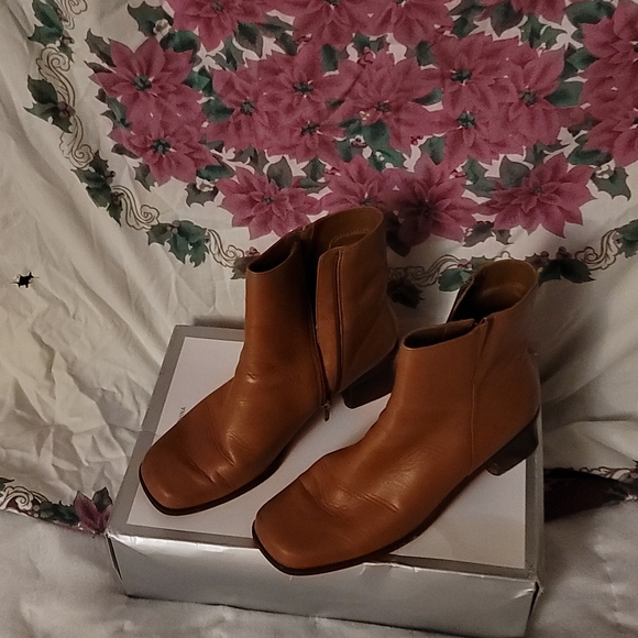 Madeline | Shoes | Tan Short Boot | Poshmark